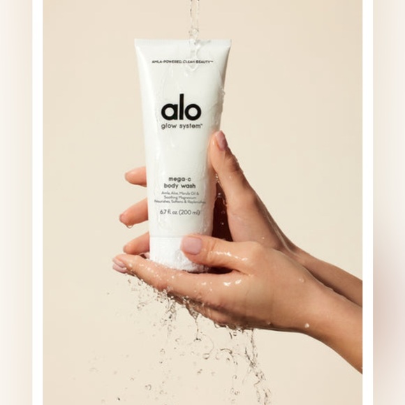 ALO Yoga | Skincare | Alo Yoga Mega C Body Wash | Poshmark